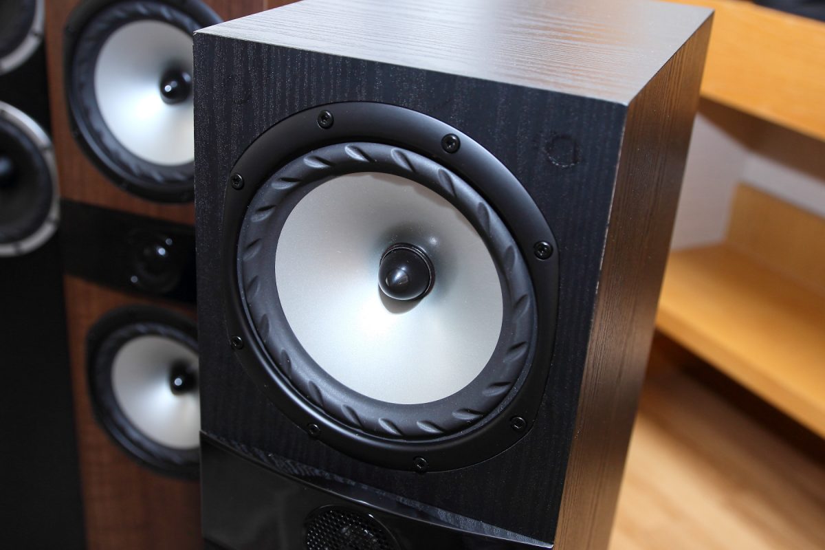 【2017高級視聽展】新晉英系喇叭品牌 FYNE AUDIO 國際銷售總監談喇叭特色 – Post76玩樂網