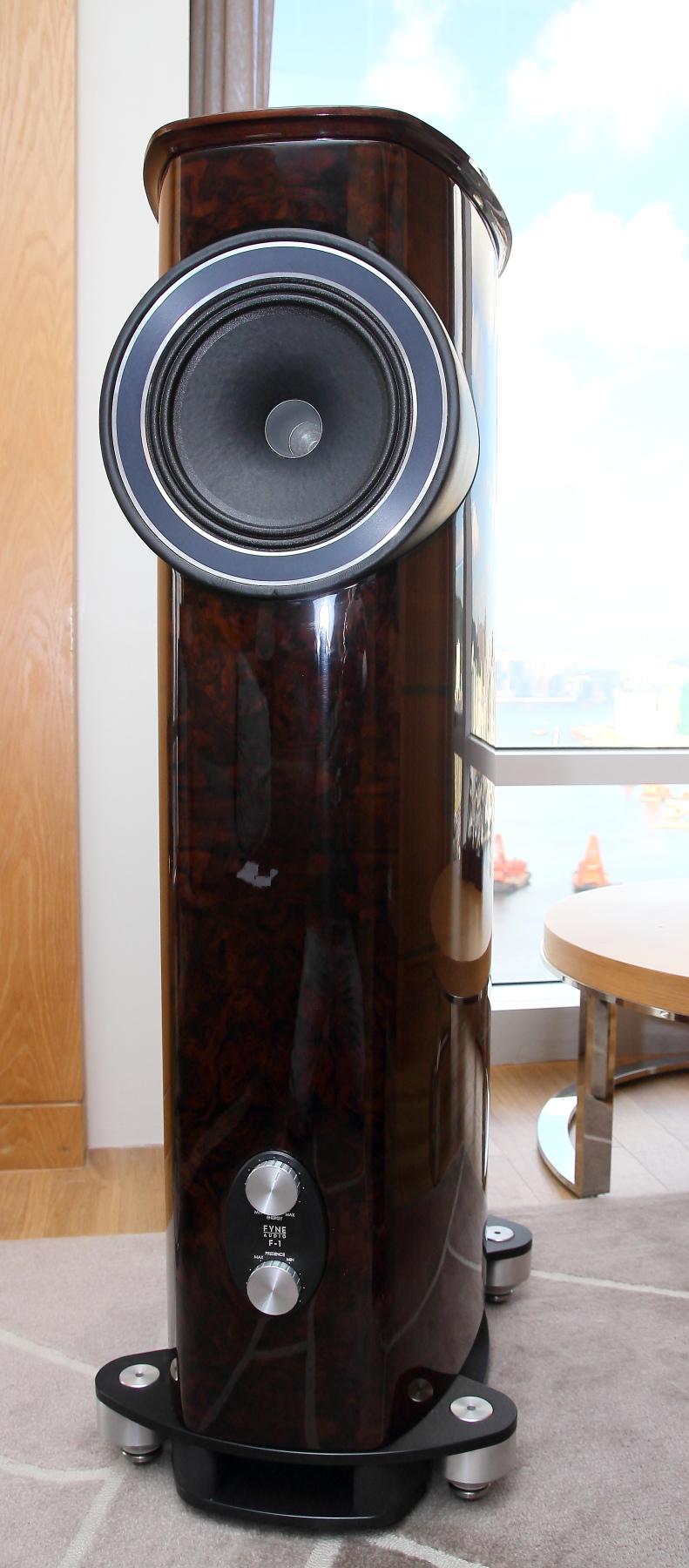 【2017高級視聽展】新晉英系喇叭品牌 FYNE AUDIO 國際銷售總監談喇叭特色 – Post76玩樂網