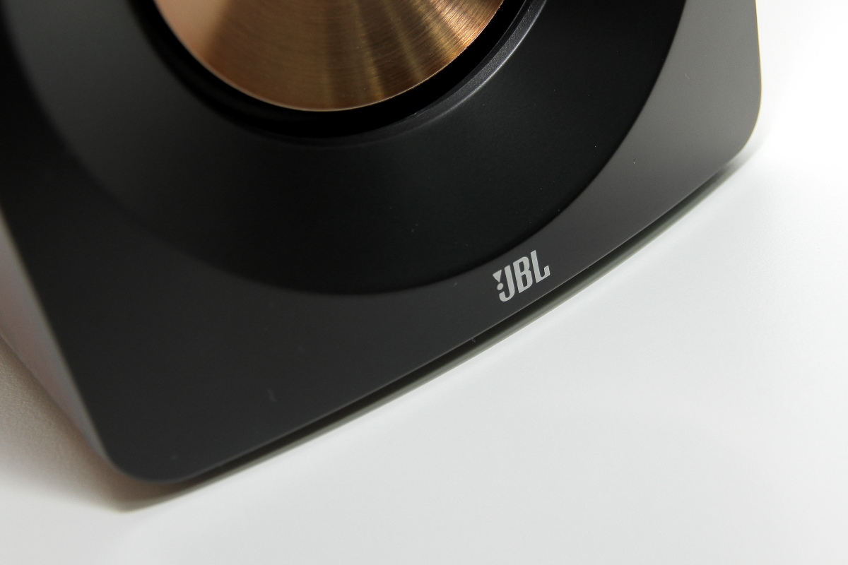 JBL CM220 有源無線喇叭 – 聽歌睇戲打機終極簡便方案 – Post76玩樂網