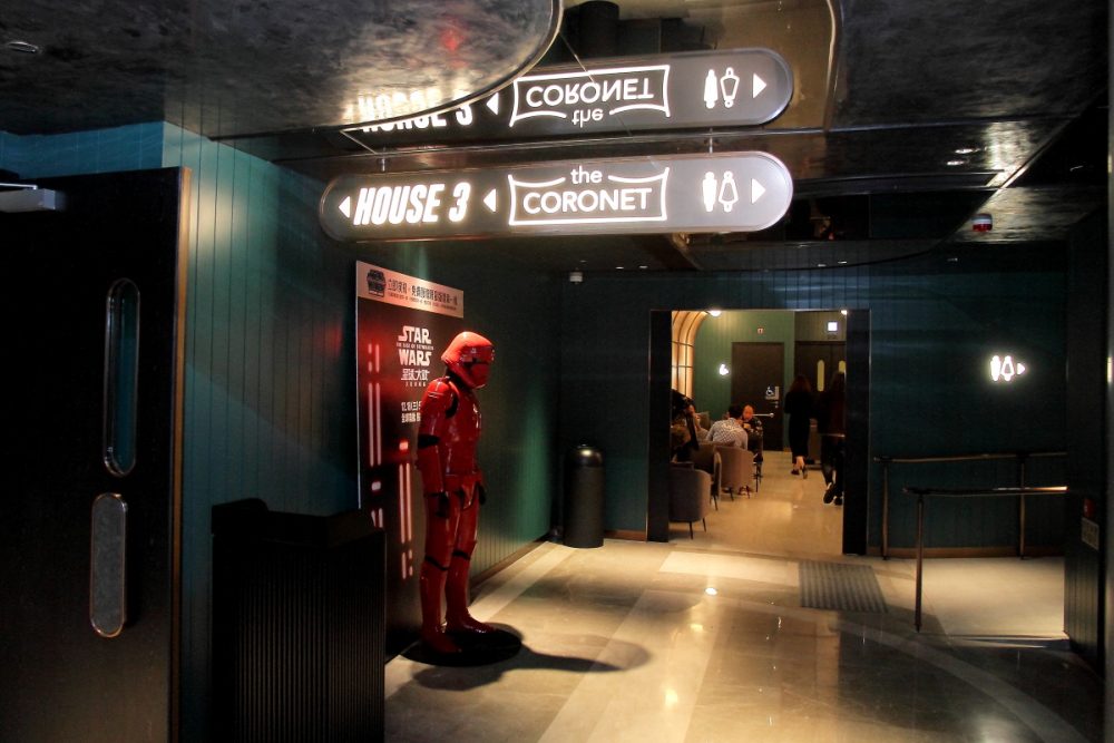 英皇戲院 iSQUARE IMAX with Laser 影院登陸 : 全港最大鐳射光源巨幕 | 戲院資訊 – Post76玩樂網