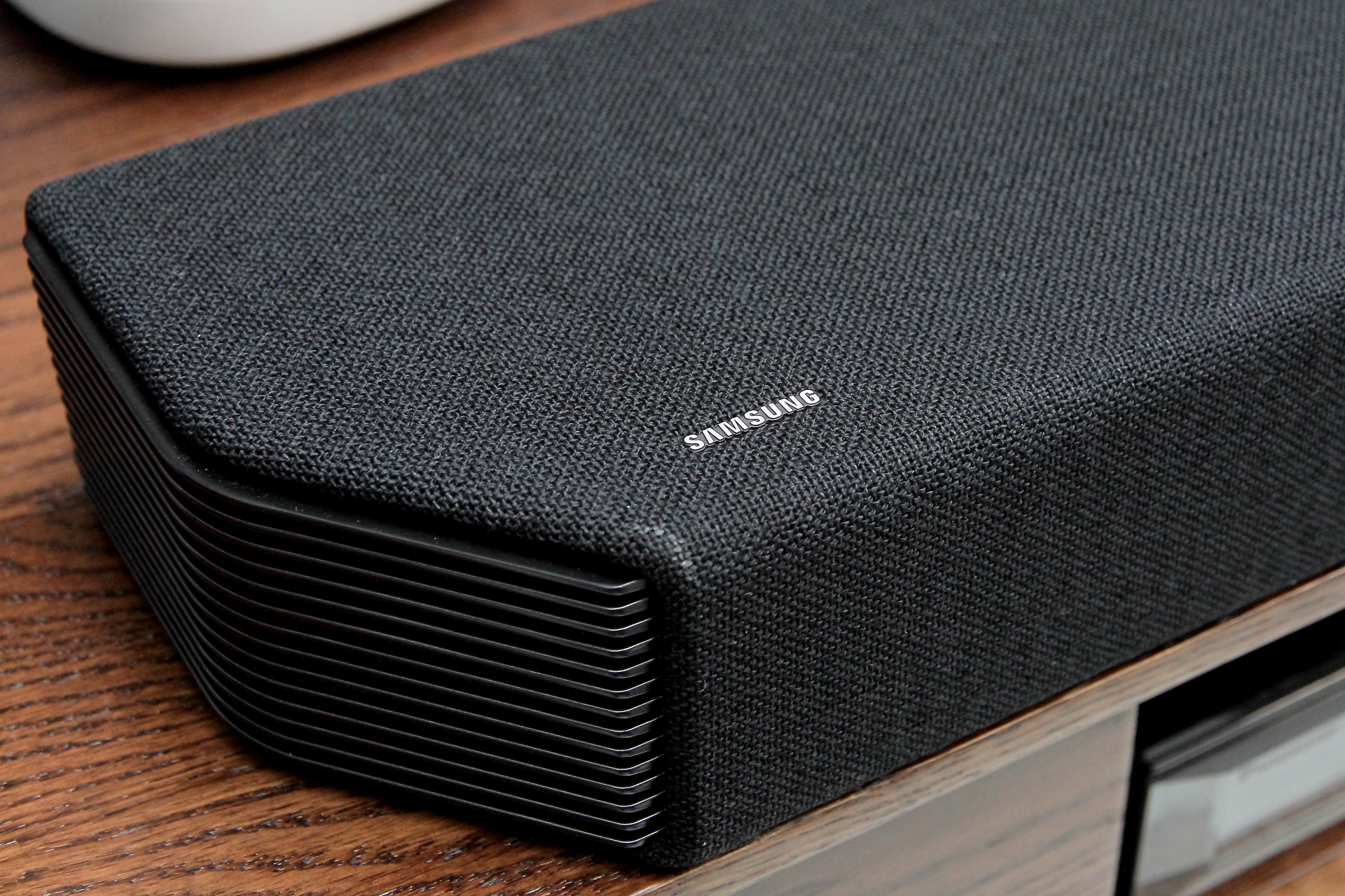 Samsung Q950A Soundbar 真正 11.1.4 聲道最強 Soundbar之王開箱評測【Soundbar評測 ...