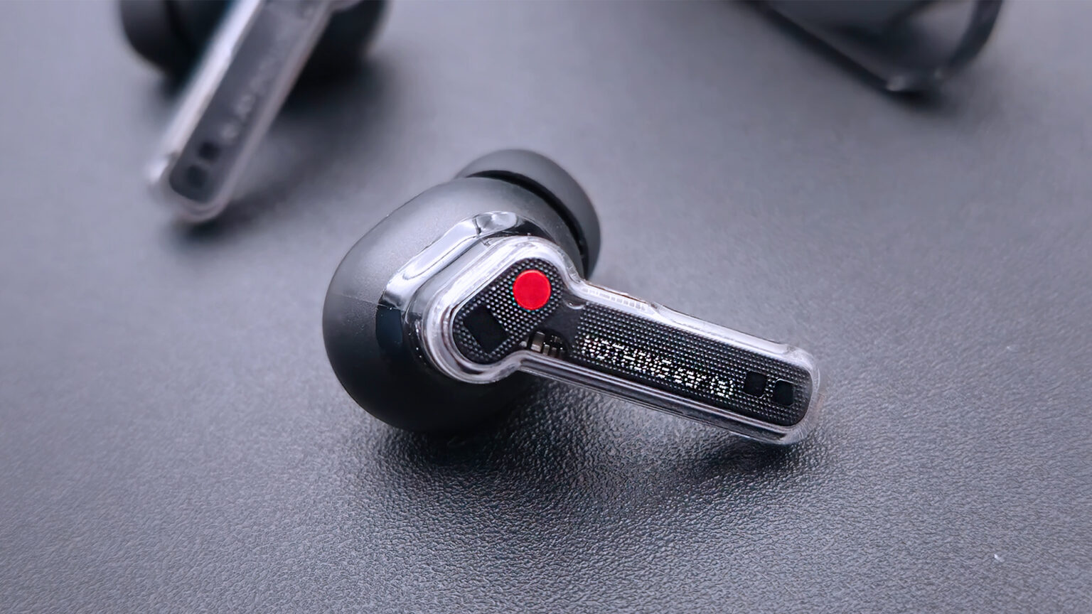 Nothing Ear (a) 藍牙耳機實試：繼承透視低調風格 音質飽滿富細節 – Post76玩樂網